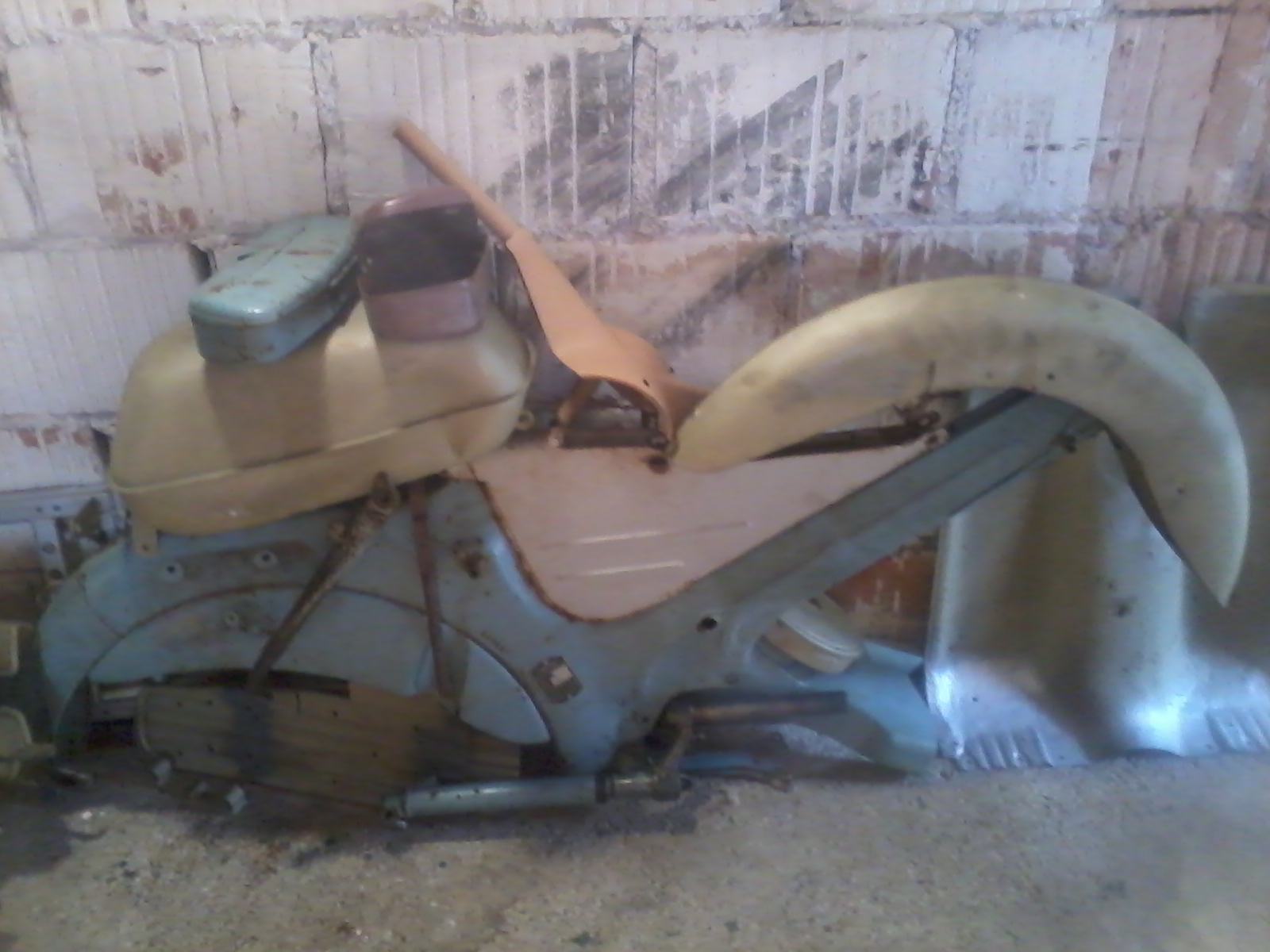 Tomos T 12 trobrzinac, 1964 god.