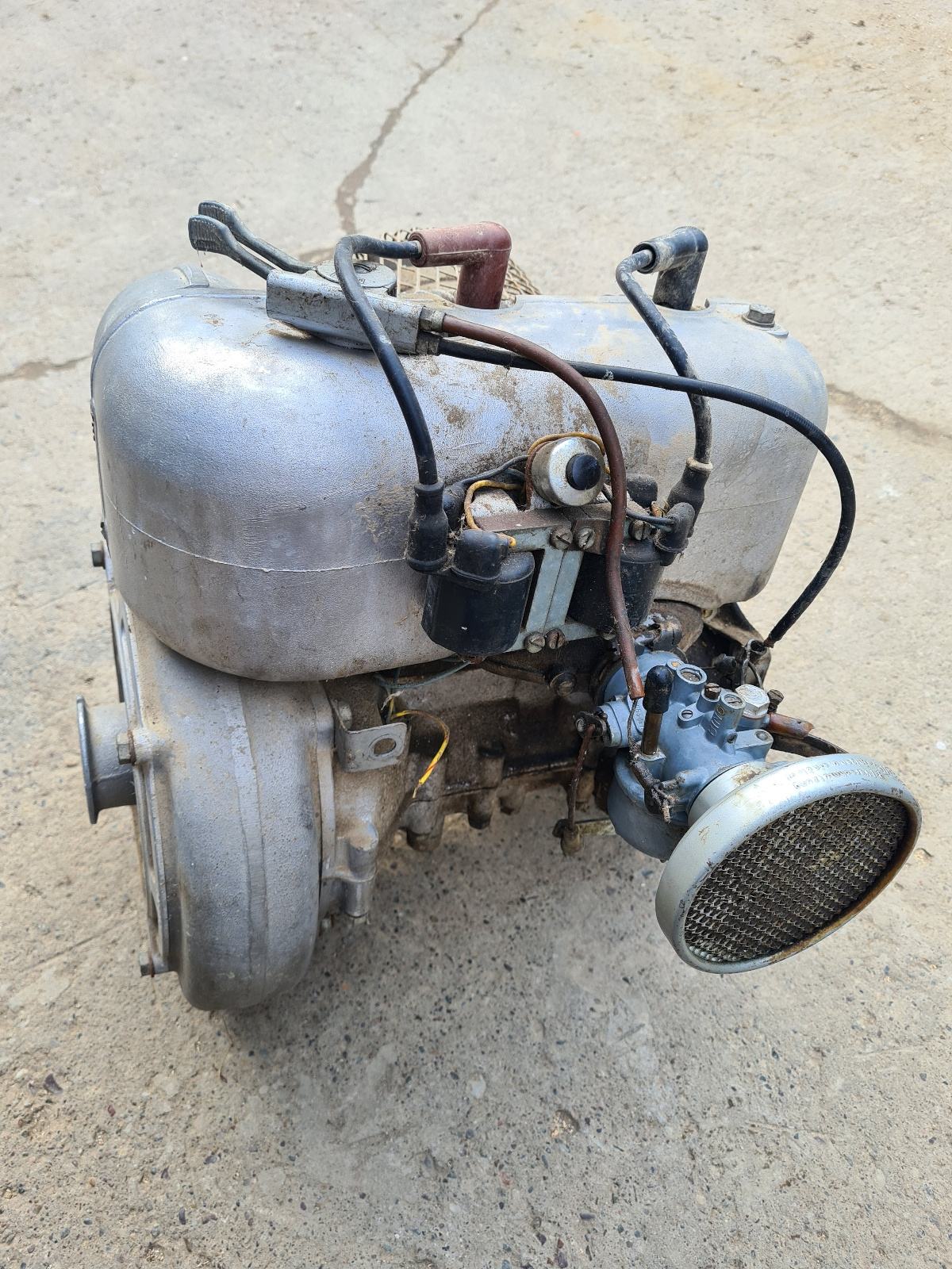 Benzinski dvotaktni motor Rotax - werk