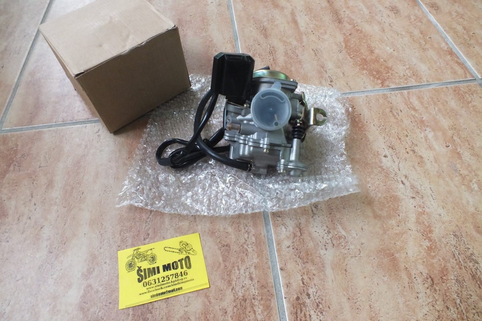 Karburator za 4T skutere 50cc 80cc komplet sa elektičnim Sauhom NOVO