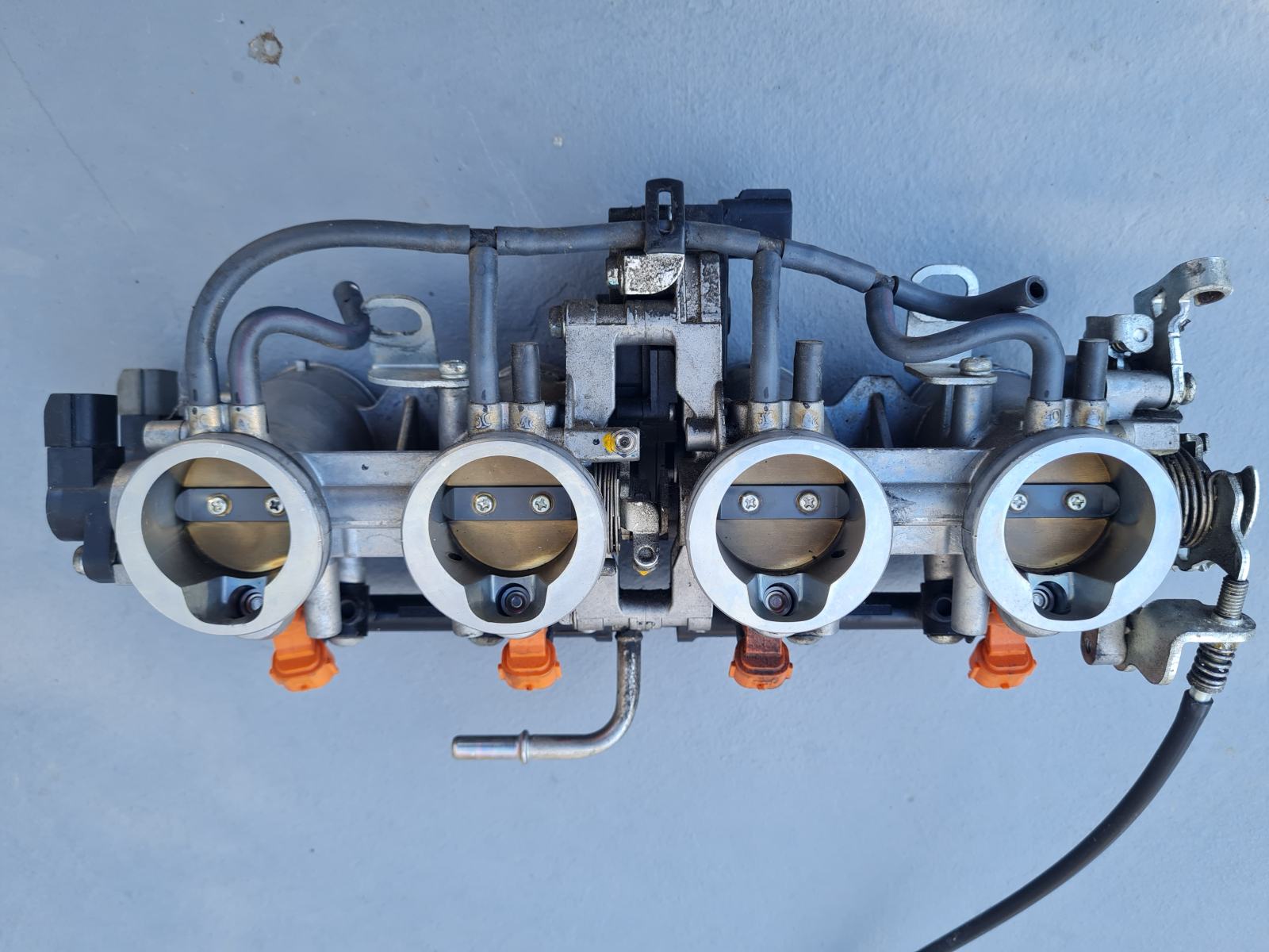 Klapne Kawasaki 1000ccm (10-14)