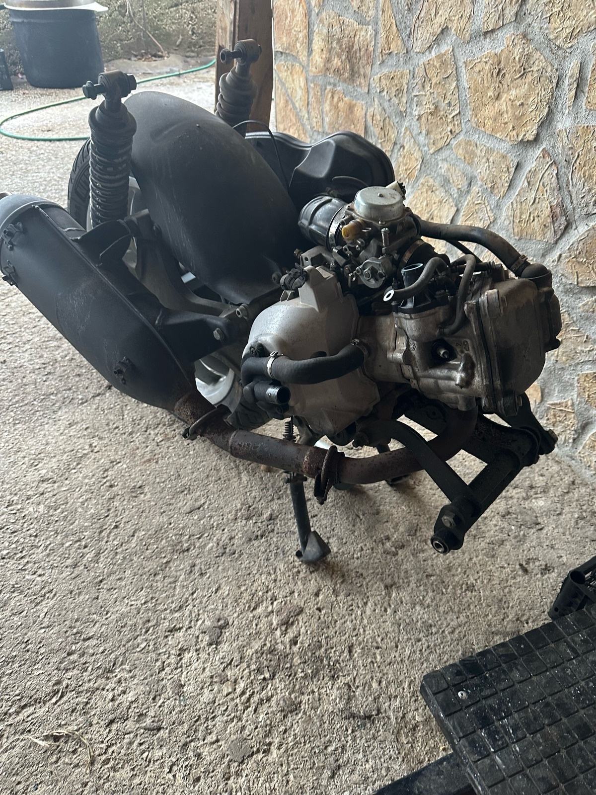 Piaggio 125 180 leader dijelovi masine