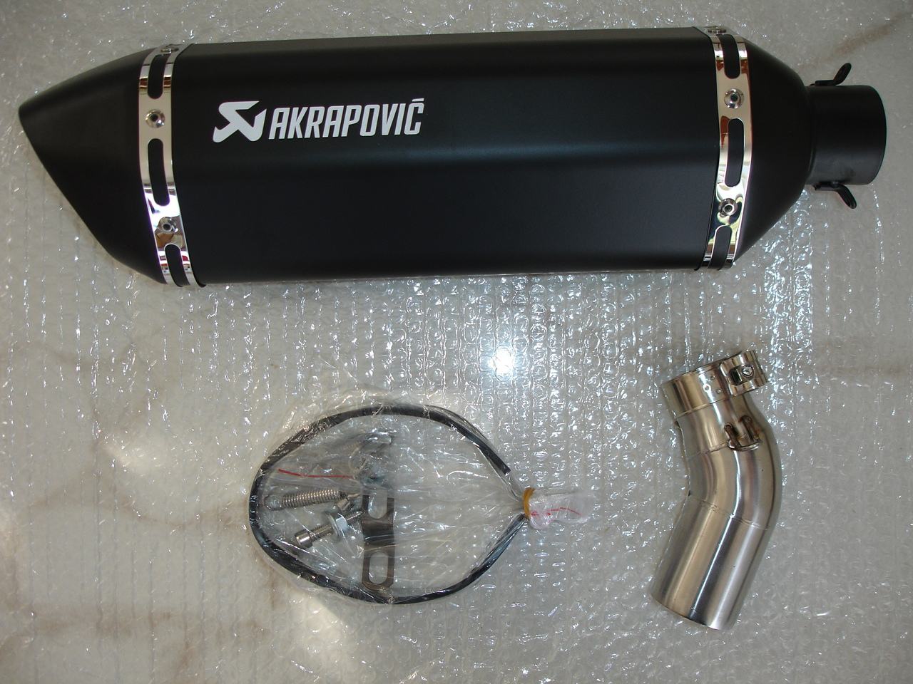 AKRAPOVIČ auspuh za BMW motore C 650 GT - REPLIKA ***PRILIKA***