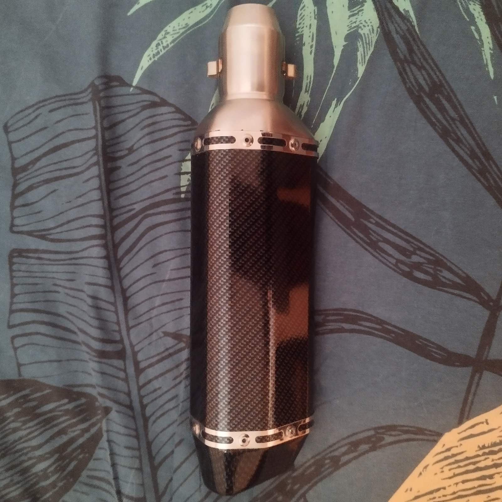 Fake Akrapović auspuh