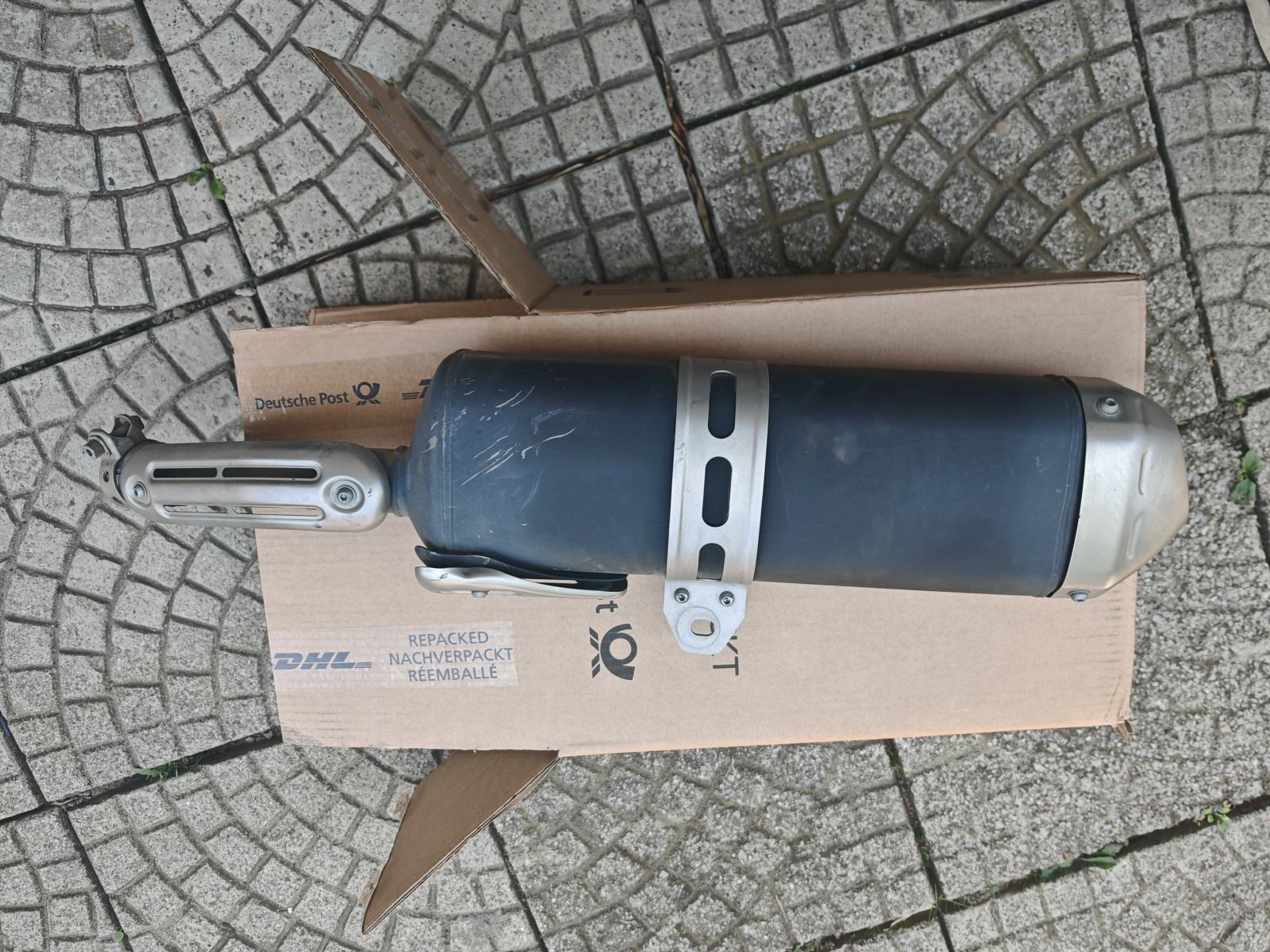 Yamaha tenere 700 auspuh original