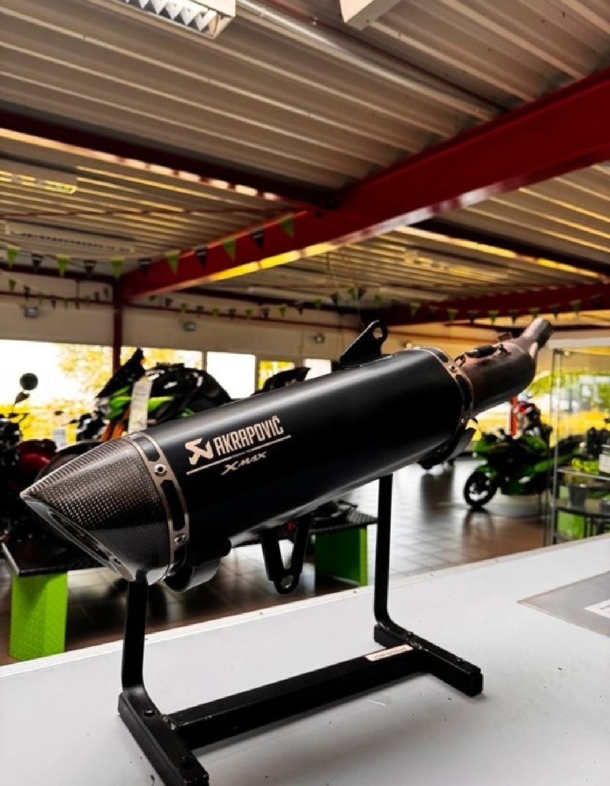 Yamaha X-Max 300 Akrapovic auspuh Xmax