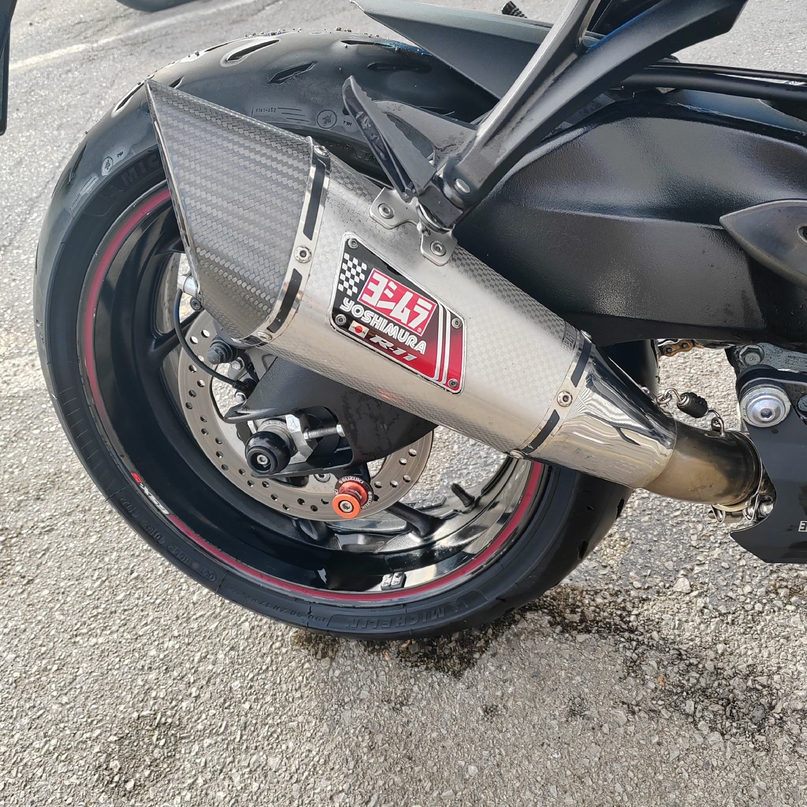 Yoshimura R 11 slip on