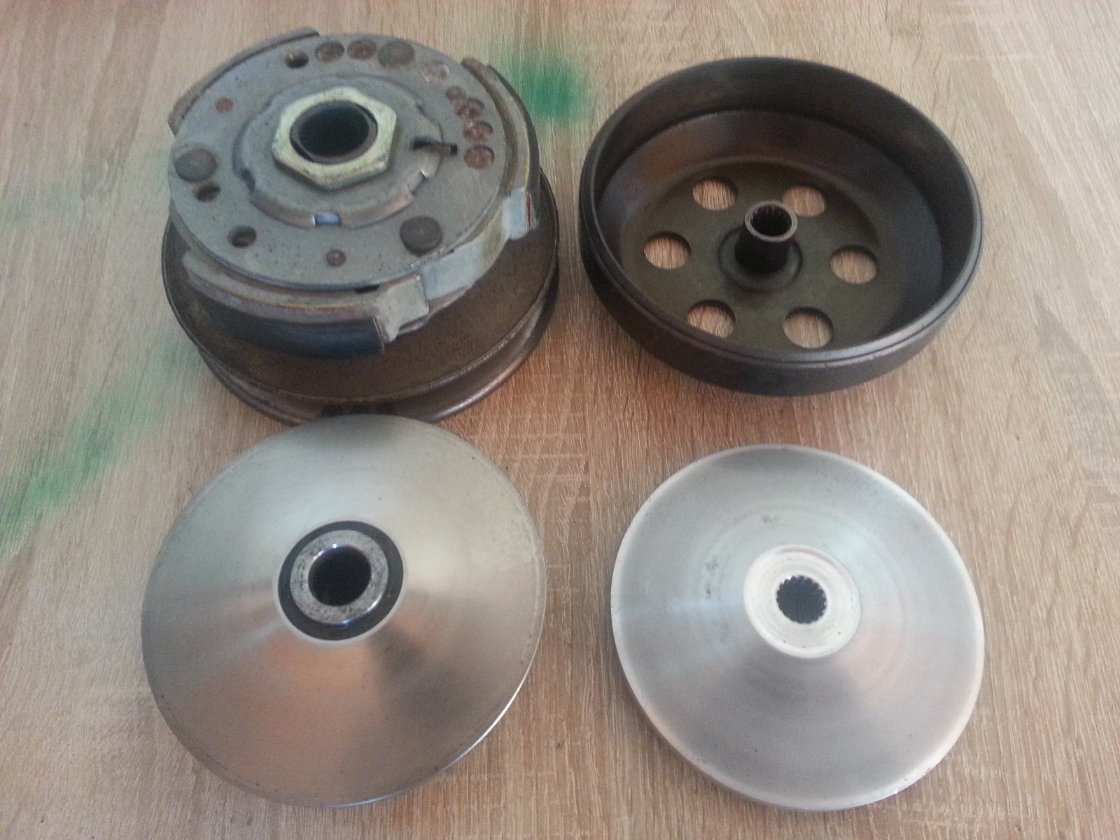 Aprilia Leonardo variomat i kvačilo