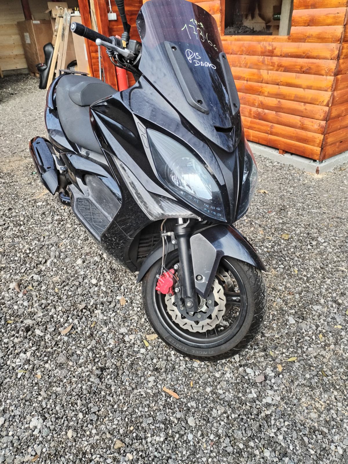 Kymco xciting vilica