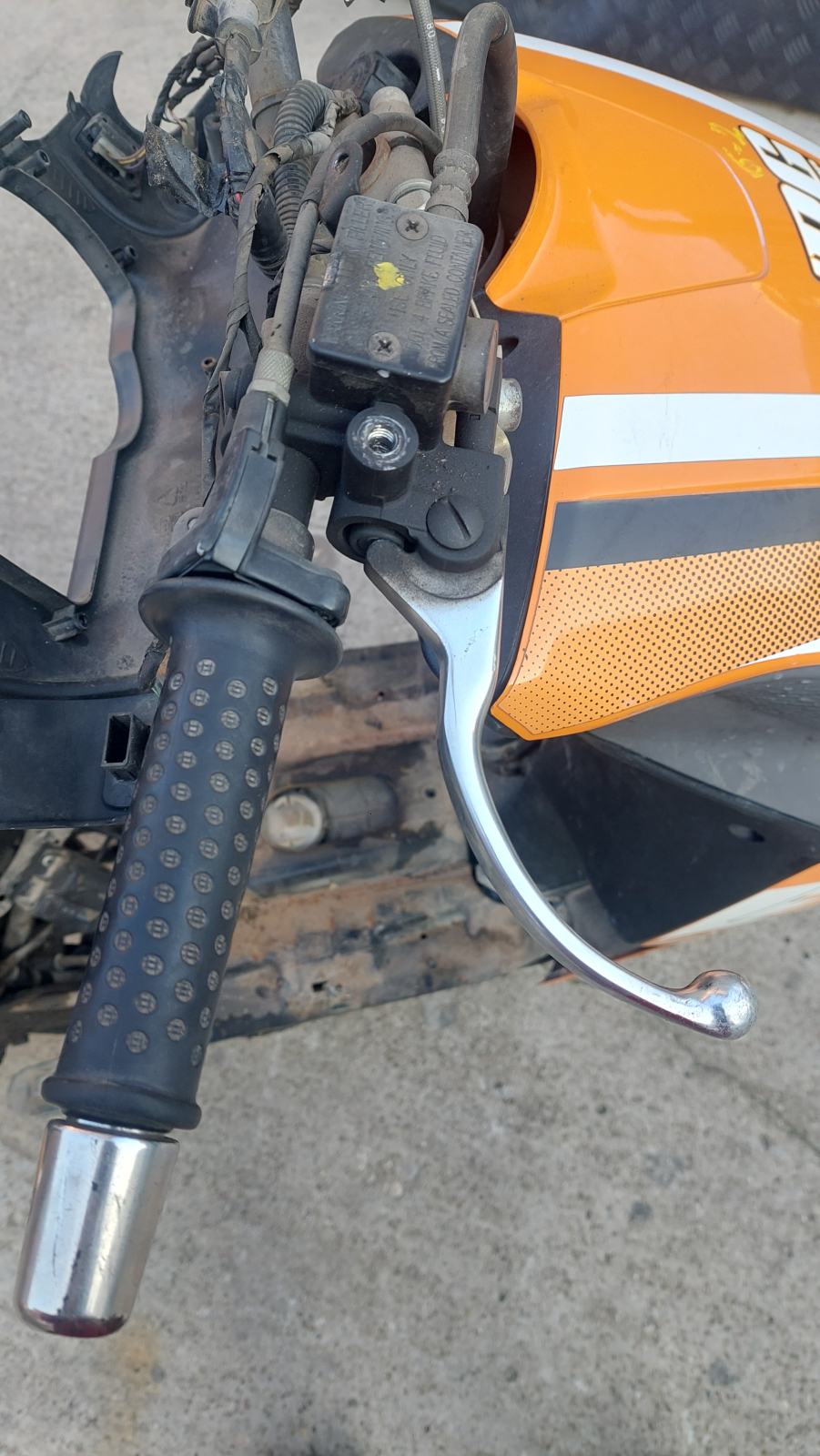 Piaggio nrg.gilera runner prednji kocioni cilindar