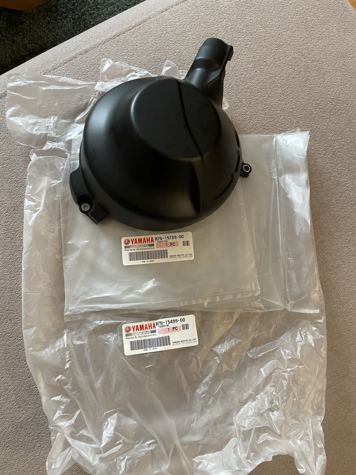 YAMAHA MT09 2021+ poklopac kvačila B7N-15499-00