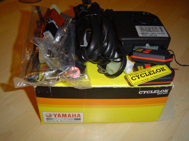 Yamaha orginalni alarm - Cyclelok YM600