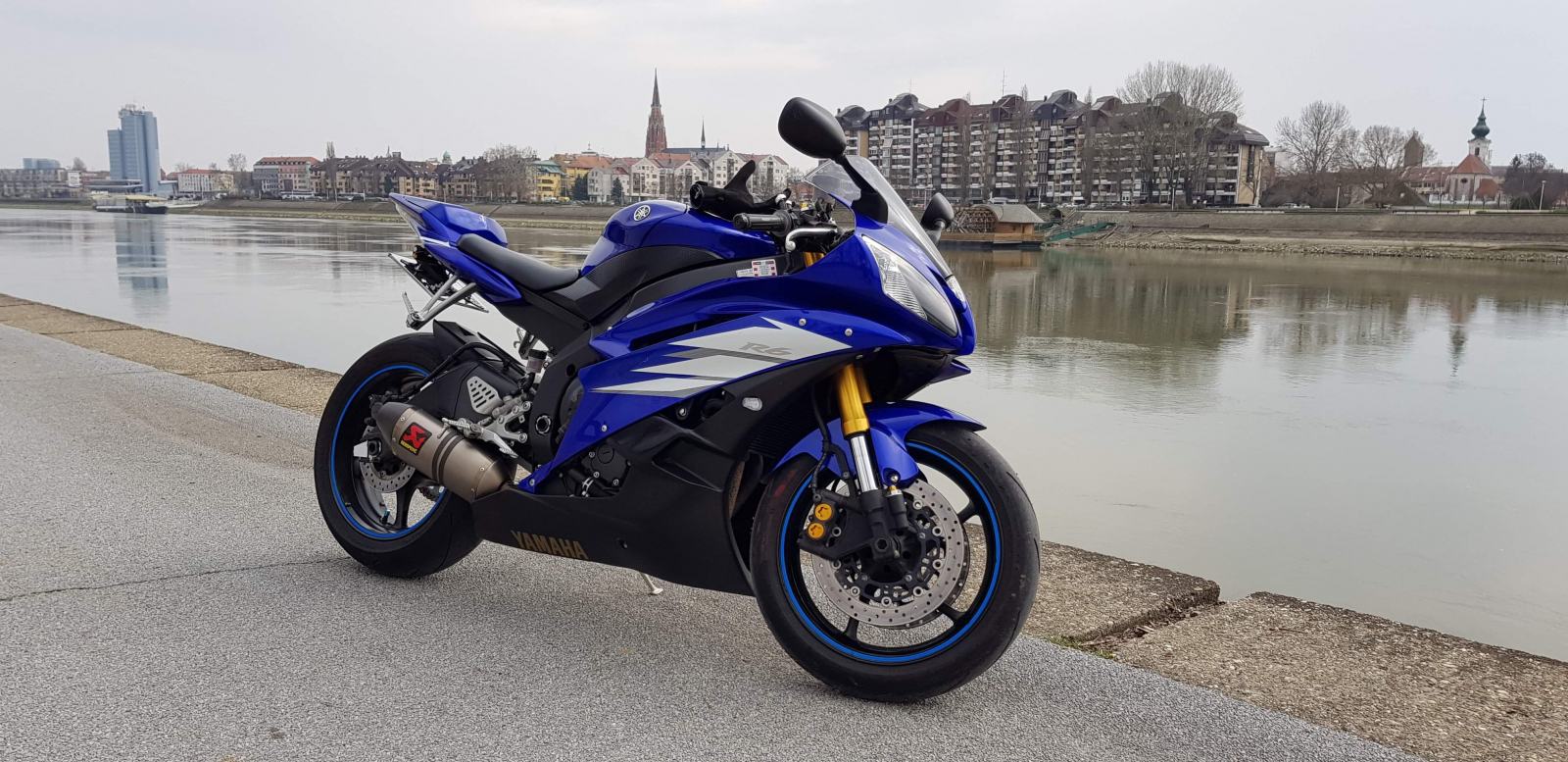 Yamaha r6 dijelovi rj11 2006