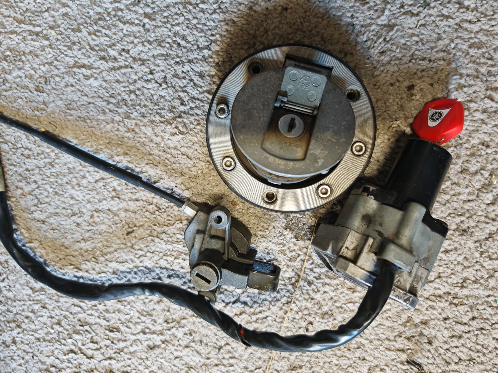 Yamaha thundercat yzf 600 1996 do 2002 brava cep rezervara i brava sic