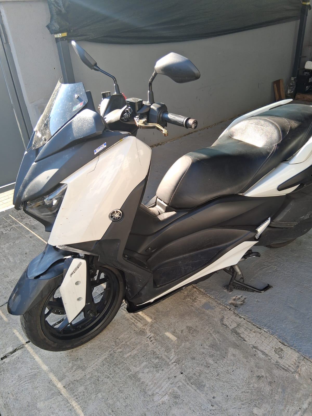 Yamaha XMAX X MAX X-MAX 300 struja instalacija ključ ECU relej
