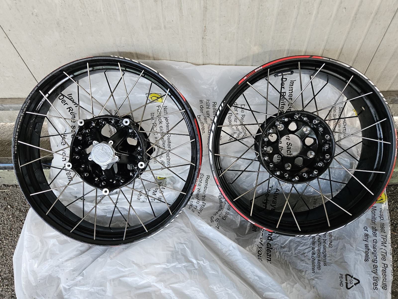 PAR FELGI ZA BMW R 1250 GSA