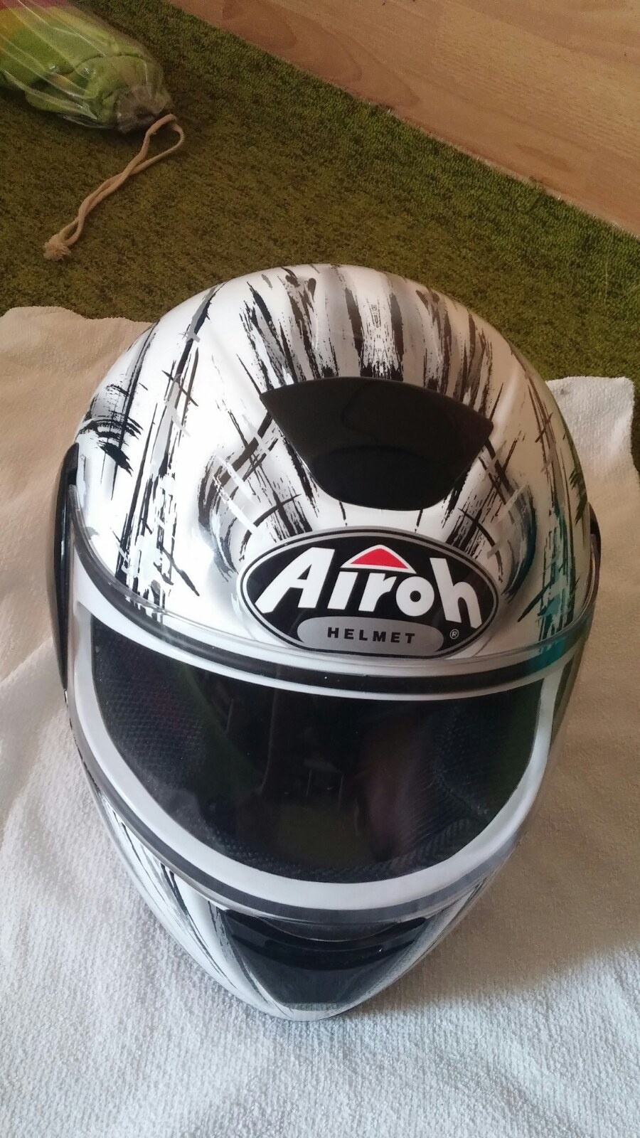 Airoh kaciga kao nova XS