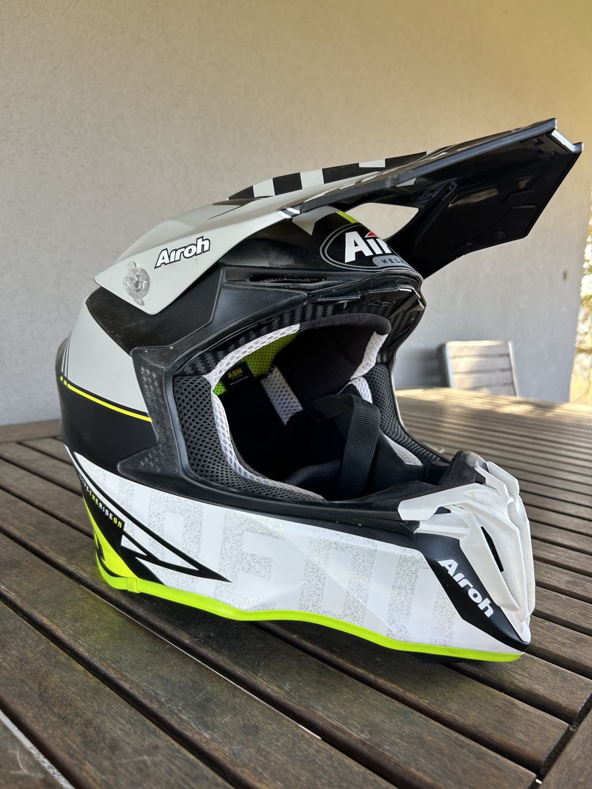 Airoh Twist 2.0 kaciga