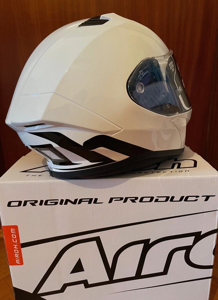 Airoh Valor, Moto Kaciga