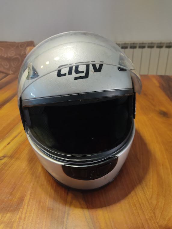 Moto kaciga (motoristilčka kaciga) AGV TBH vel. XL malo korištena