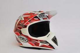 Kaciga Premier Predator