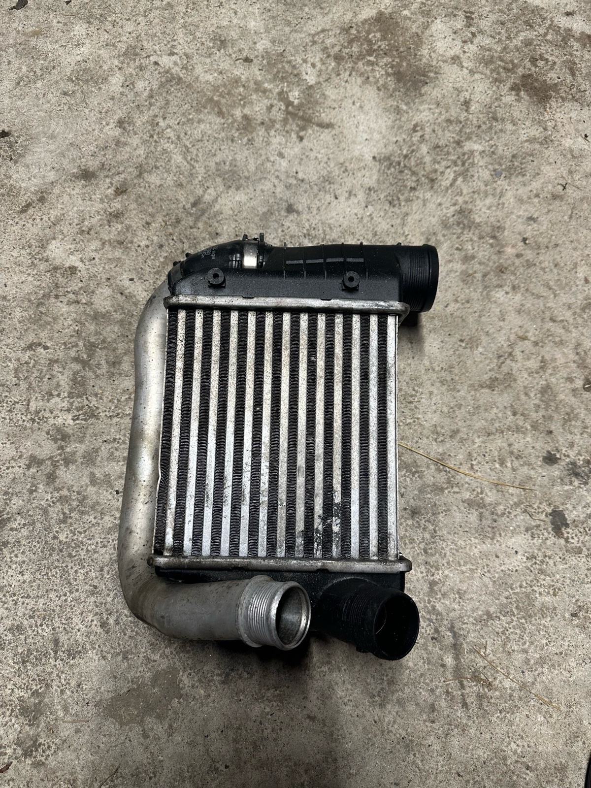 Audi A6 C6 4f 2.7 3.0 Tdi desni interkuler