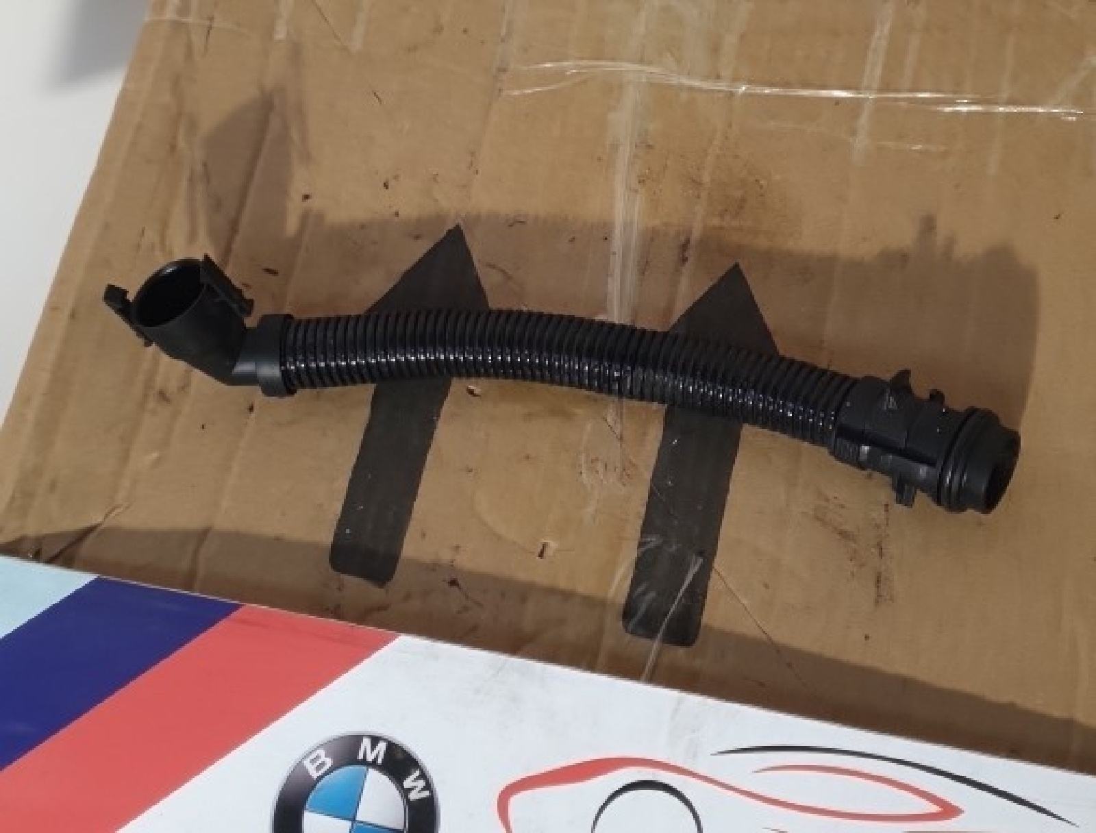 BMW E81 E87 E90 E91 F10 F30 N47 N57 Turbo Air Filter Pipe Hose 586509