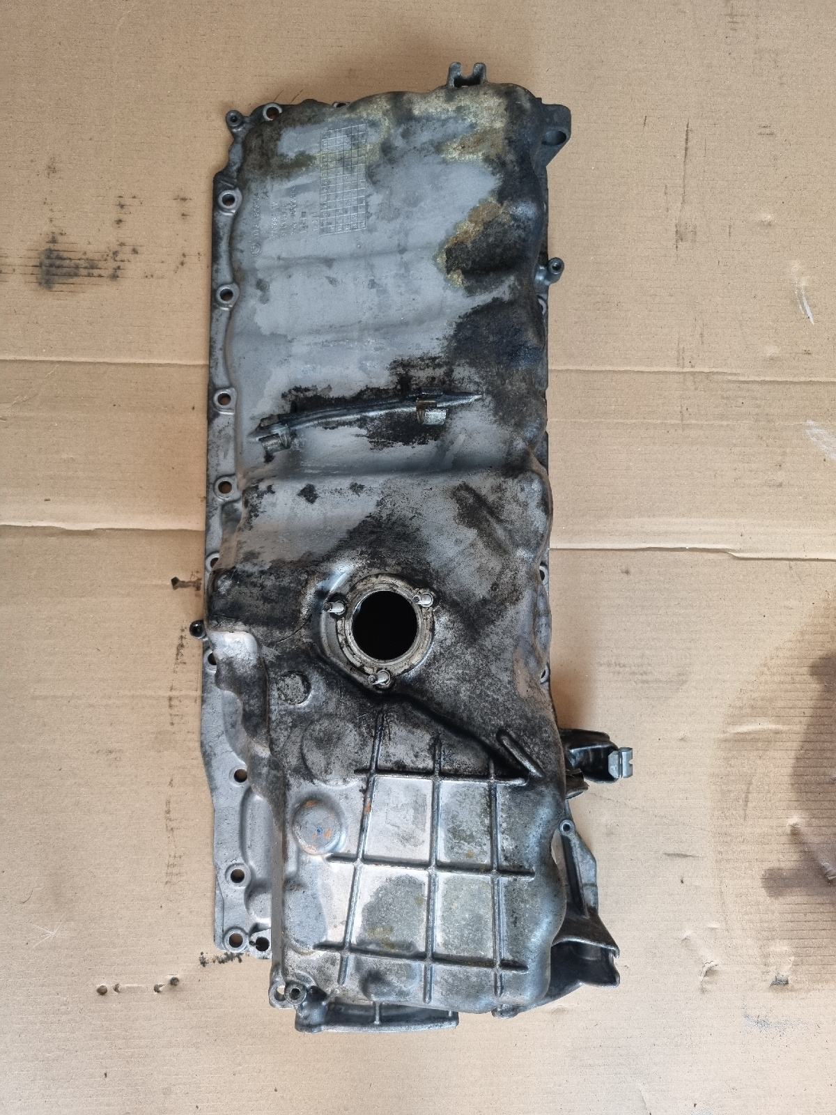 bmw karter motora 3.0d N57 7 823 204