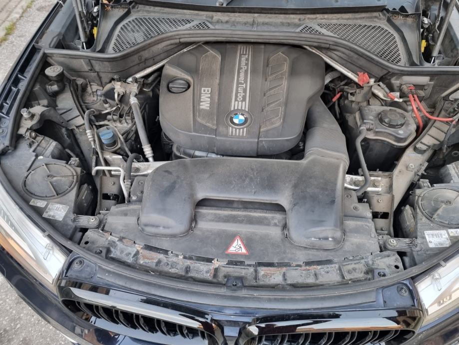 BMW X5 F15 2.5D XDRIVE ADBLUE PUMPA I TANK