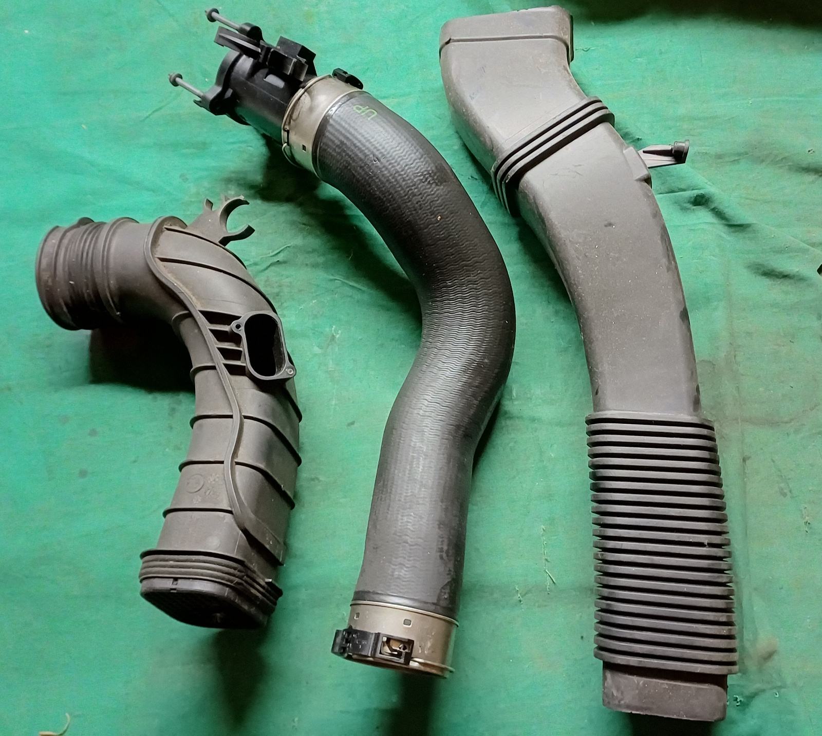 Cijev Slauf Usis Zraka Interkuler Crijevo Bmw F10 520d