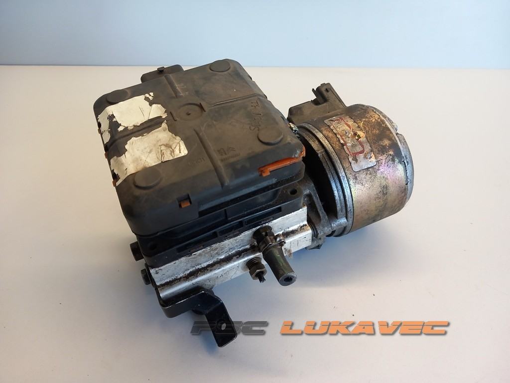 CITROEN C5 HIDRAULIČNA PUMPA 9654068680 9636716080 2004-2007.