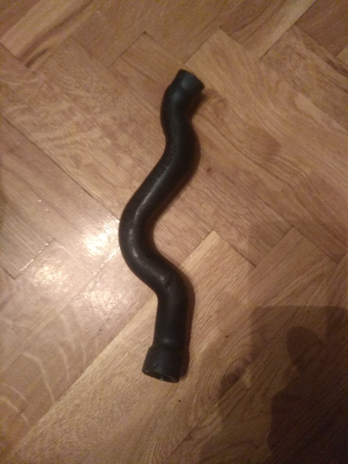 CRIJEVO ZRAKA INTECOOLERA 028103493