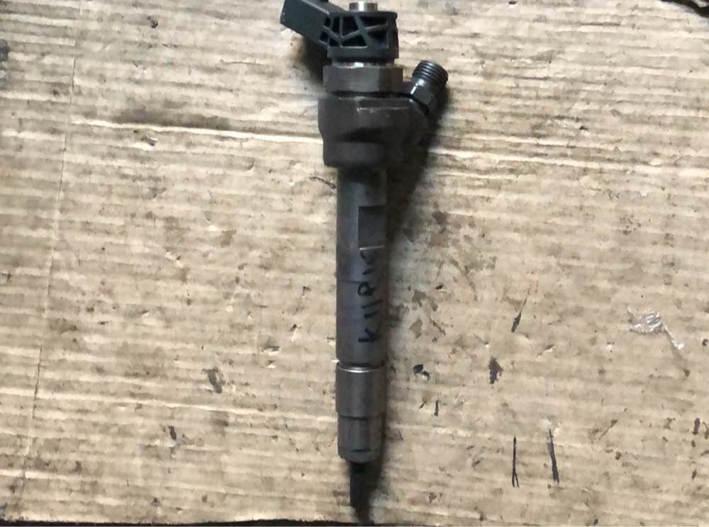 Dizna injektori BMW F10 520d 530d 0445110382