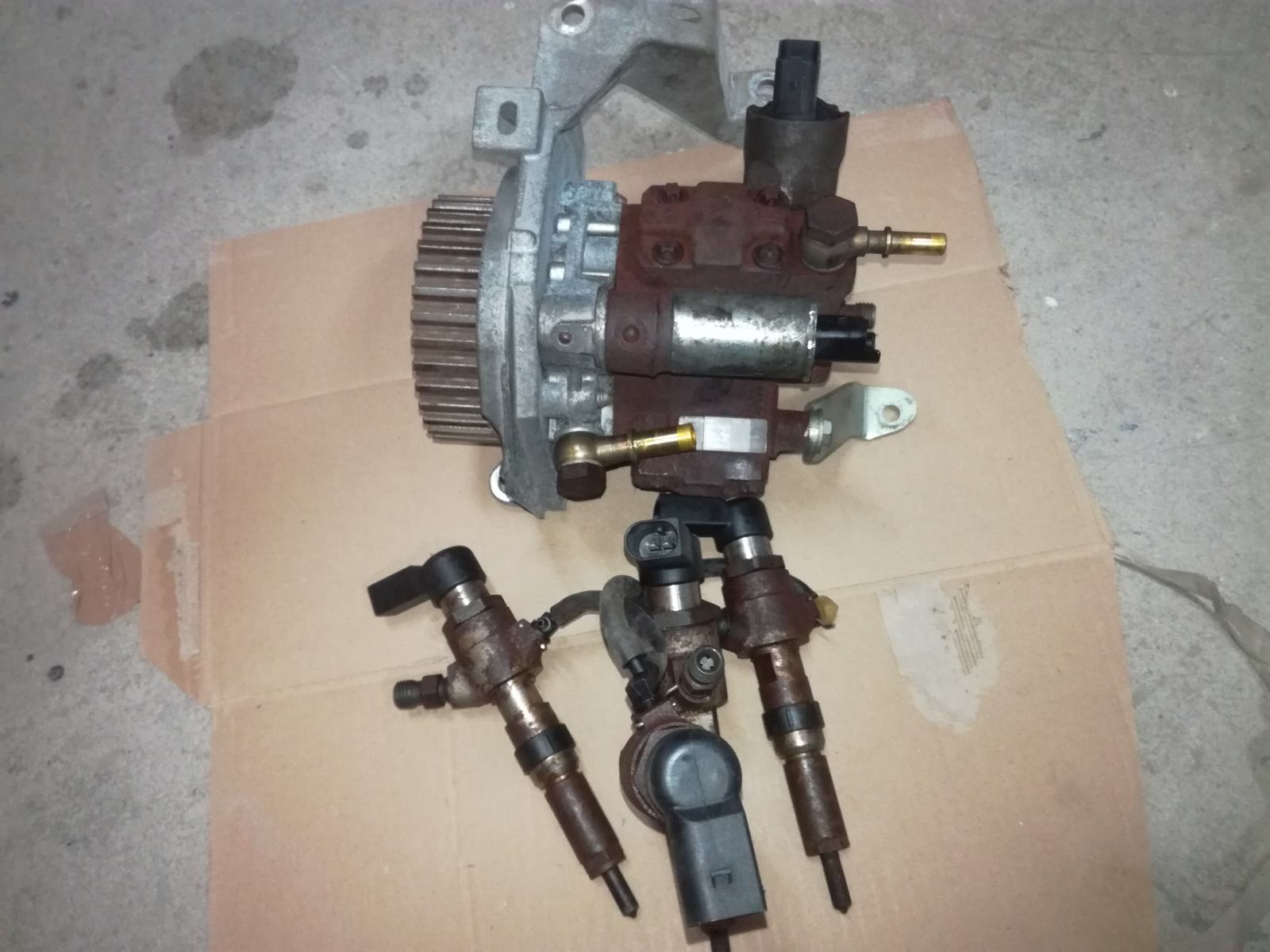 injektor,=dizna .pumpa.=Ford fiesta 1.4 tdci