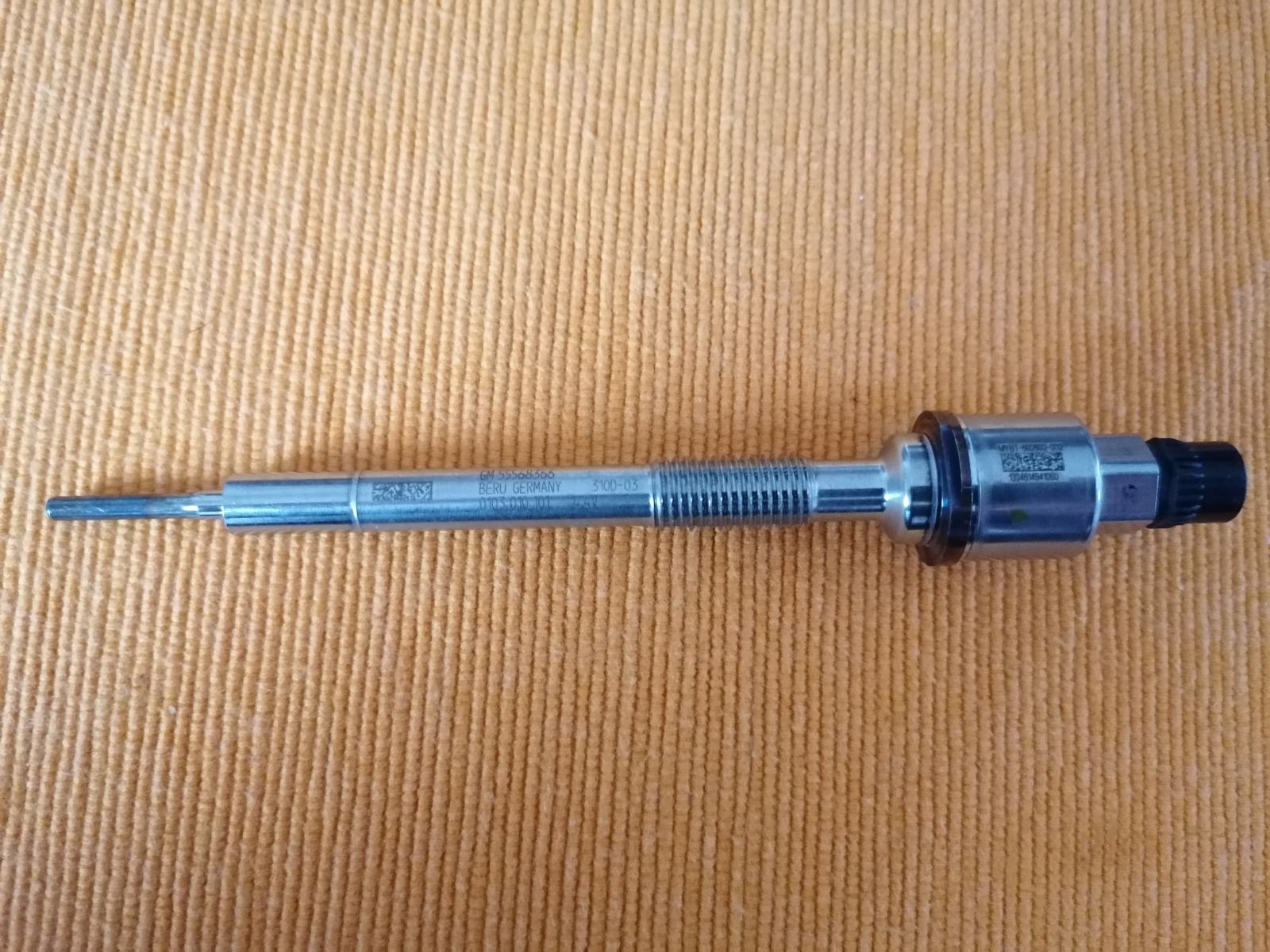 NOVI grijači motora sa senzorom pritiska - Opel Astra J 1.7 (55568366)