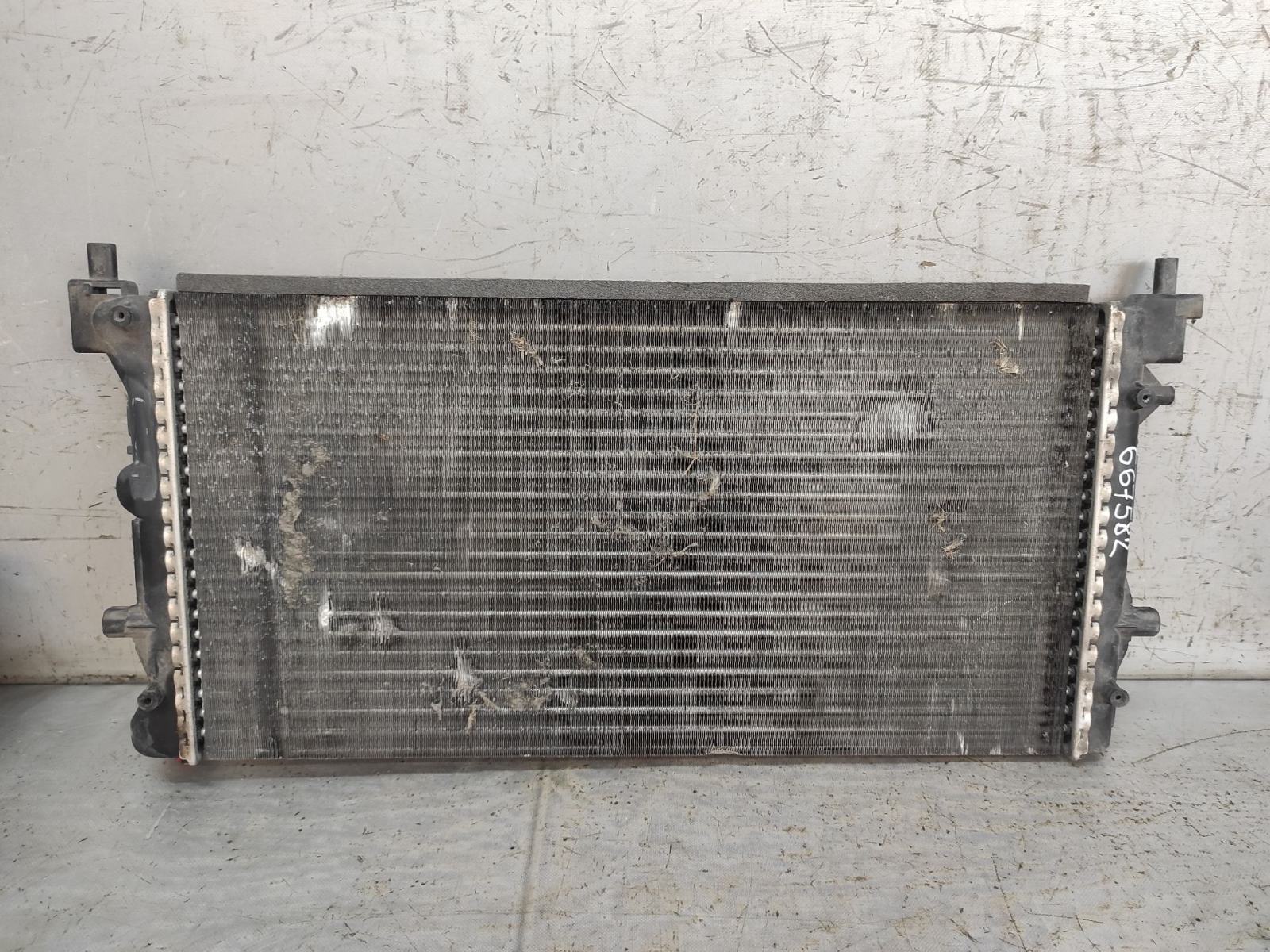 HLADNJAK VODE VW POLO > 09-14 6R0121253