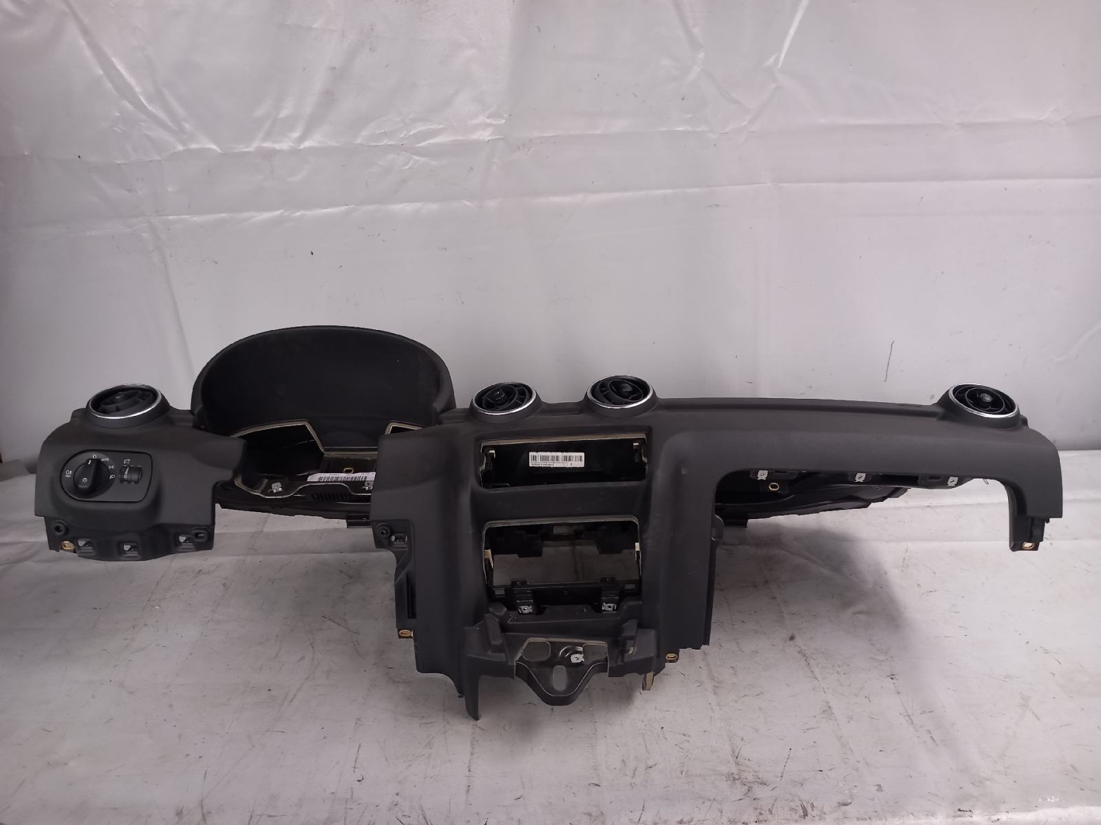 INSTRUMENT PLOCA AUDI A1 > 14-