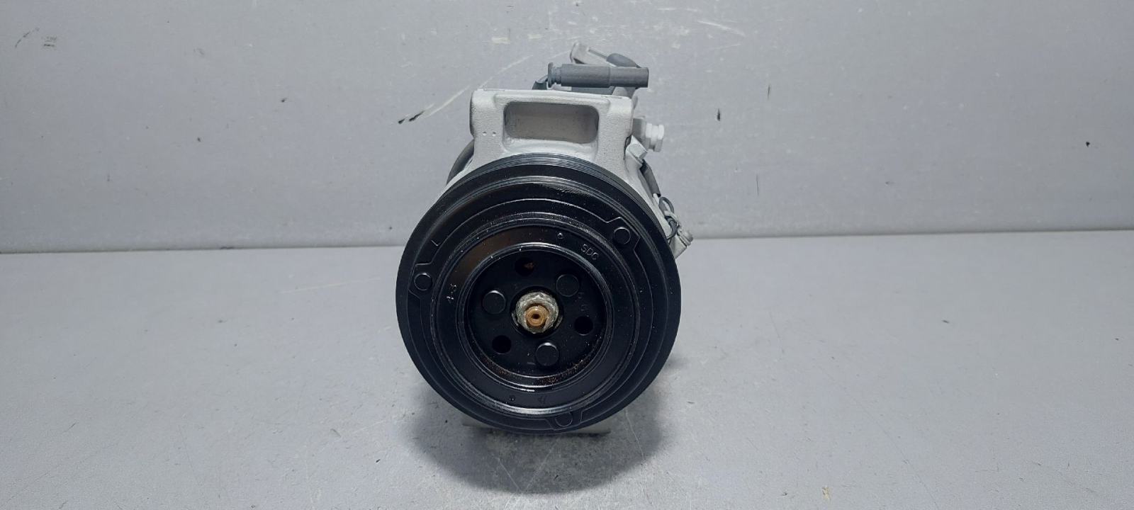 KOMPRESOR KLIME MERCEDES VITO (W447) V KLASA > 14- A0008303902