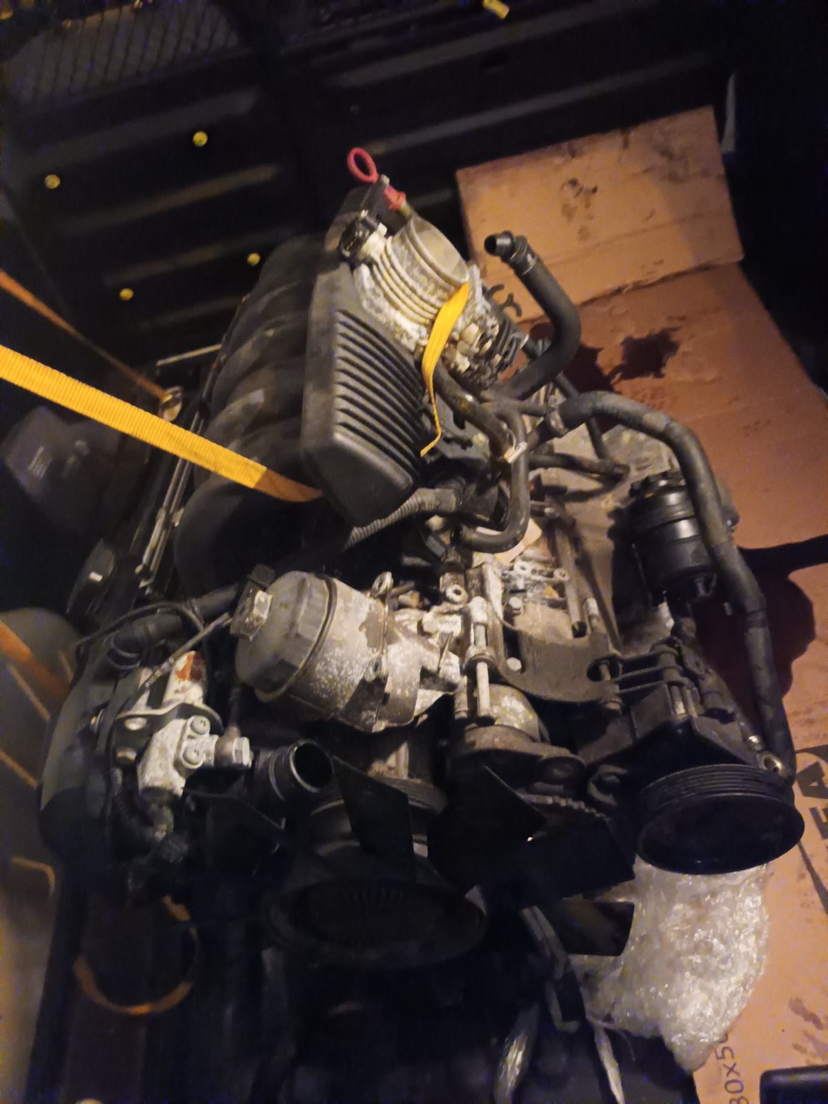 M52b20 BMW 2.0 redni sestak