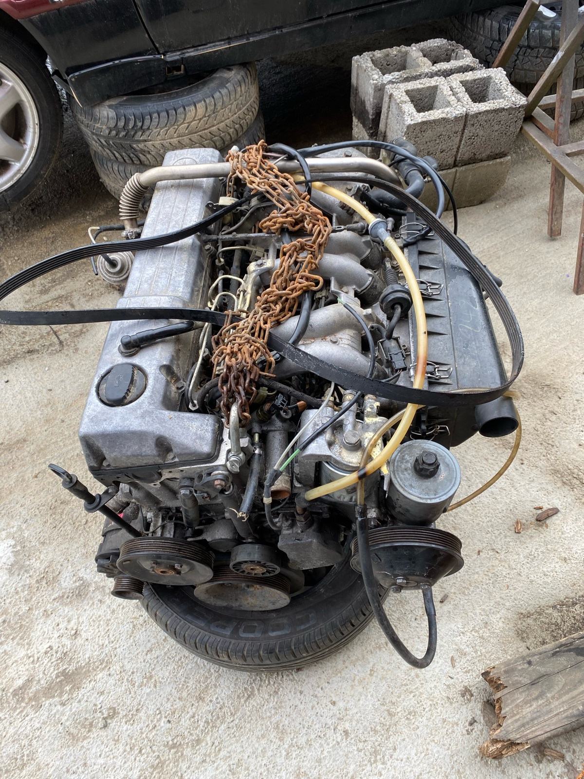 Mercedes 3.0 D motor, om603 u DIJELOVIMA