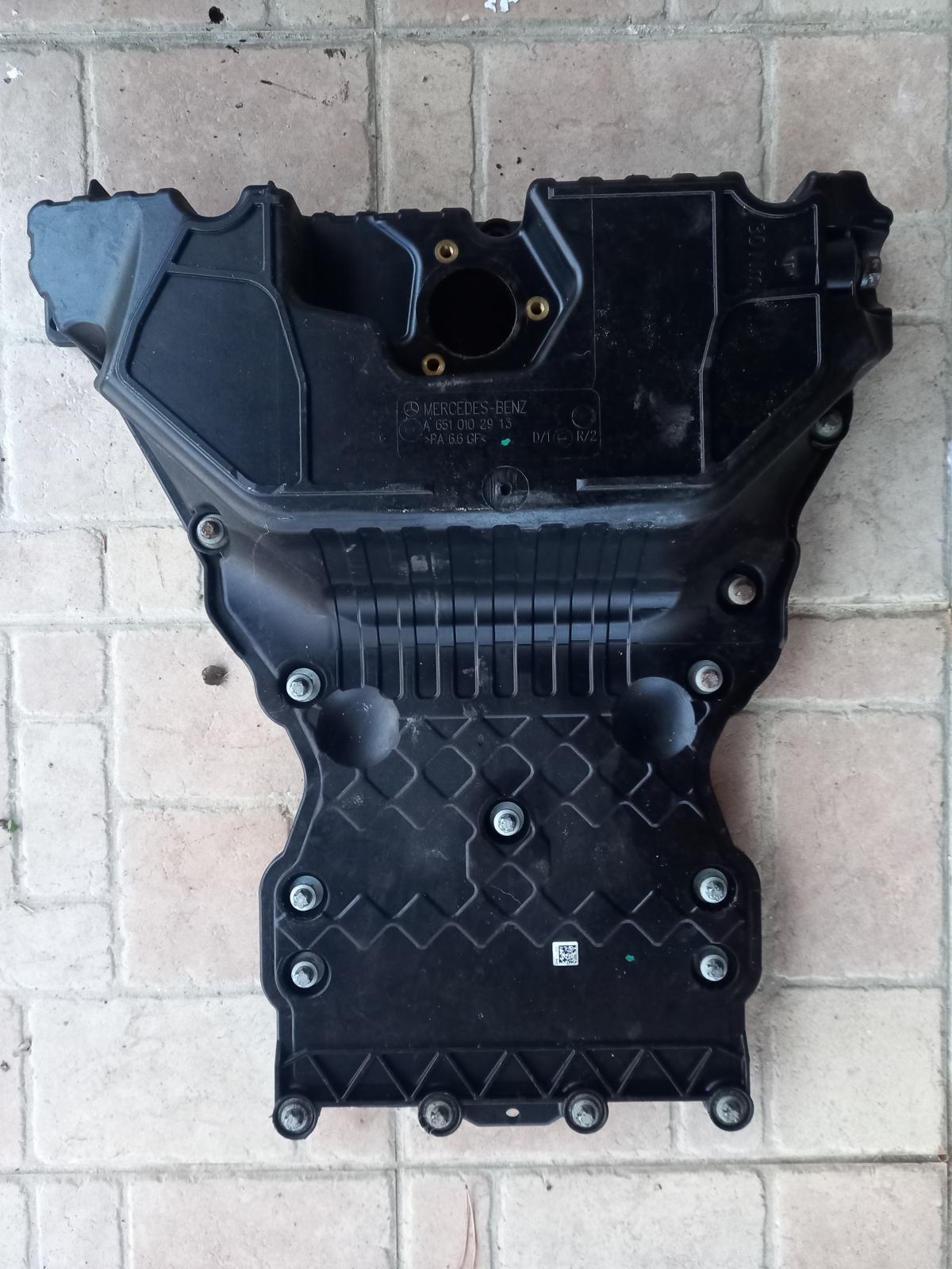 Mercedes 651 plasticni karter
