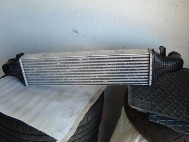 Mercedes Cklasa W204 W212 W246 intercooler A2045000200 IA2465000100
