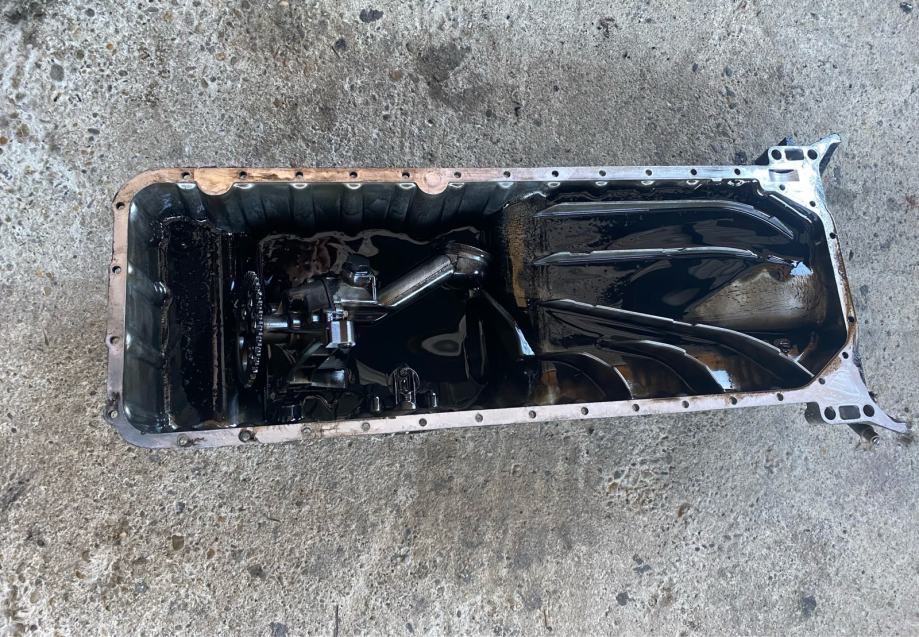 Mercedes om603 3.0d 300D motor karter i pumpa ulja