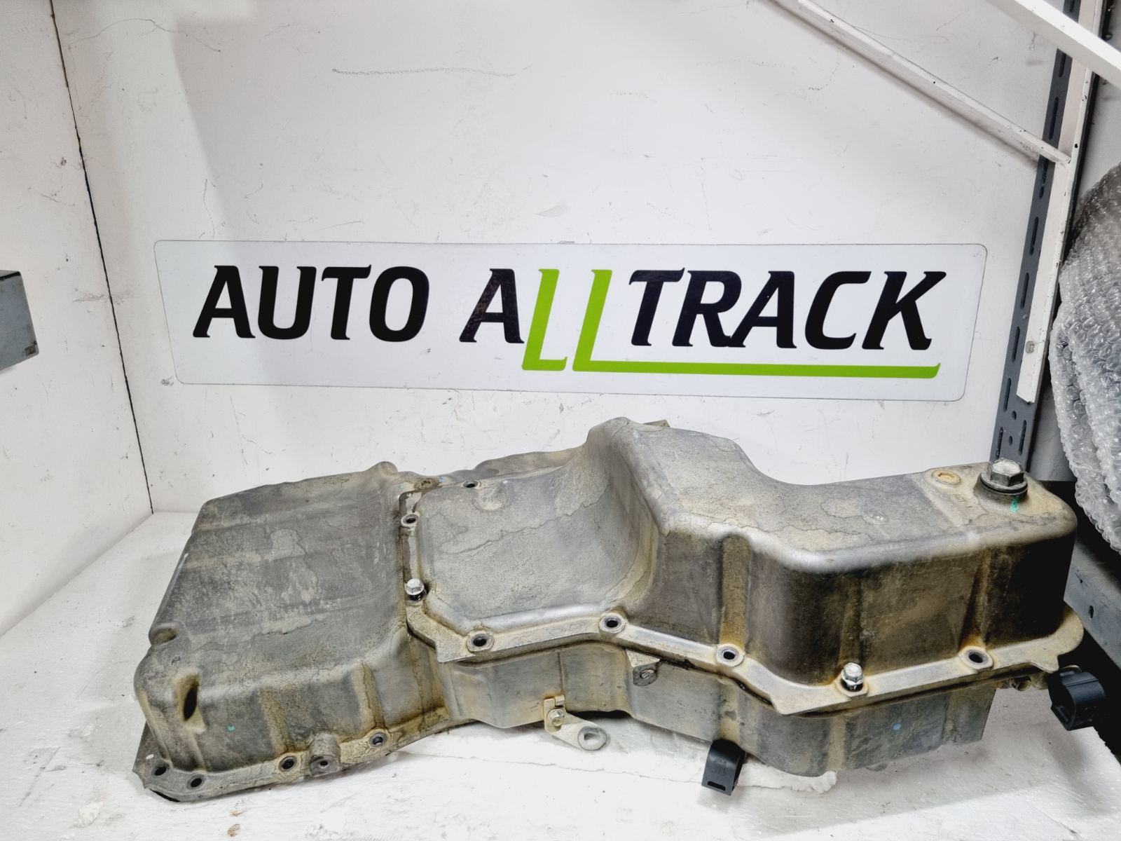 Mitsubishi L200 2.4 D 4N15 karter motora 180226R0201A