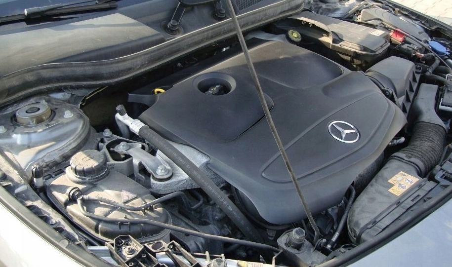 Motor MERCEDES CLA A B 2.0 270 920