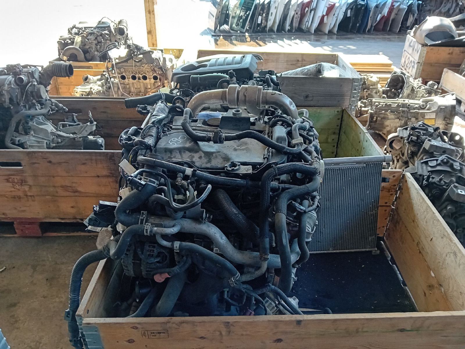 MOTOR NISSAN NAVARA NP300 > 15- YS23