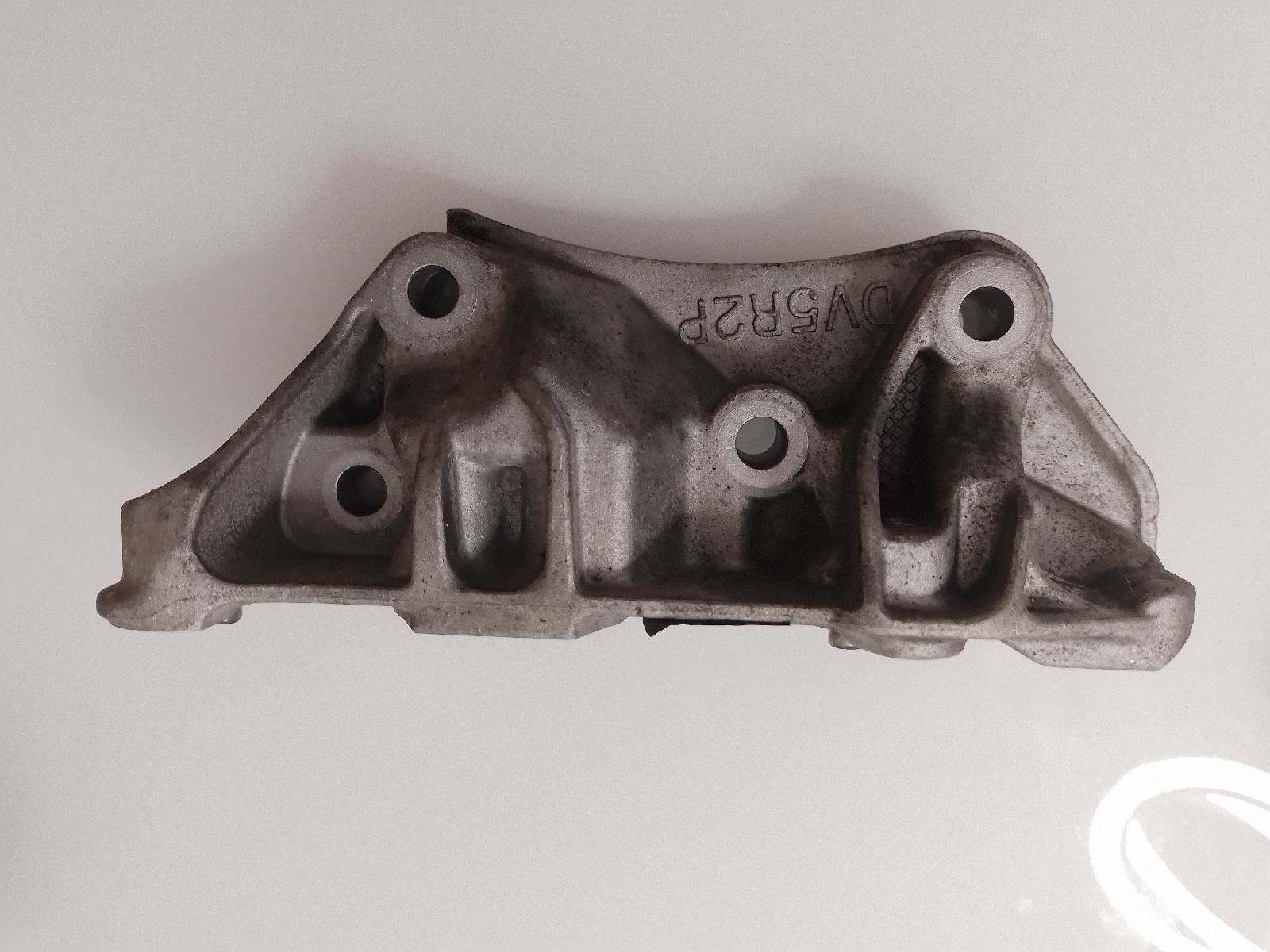 Nosač motora desni 1,5 HDI