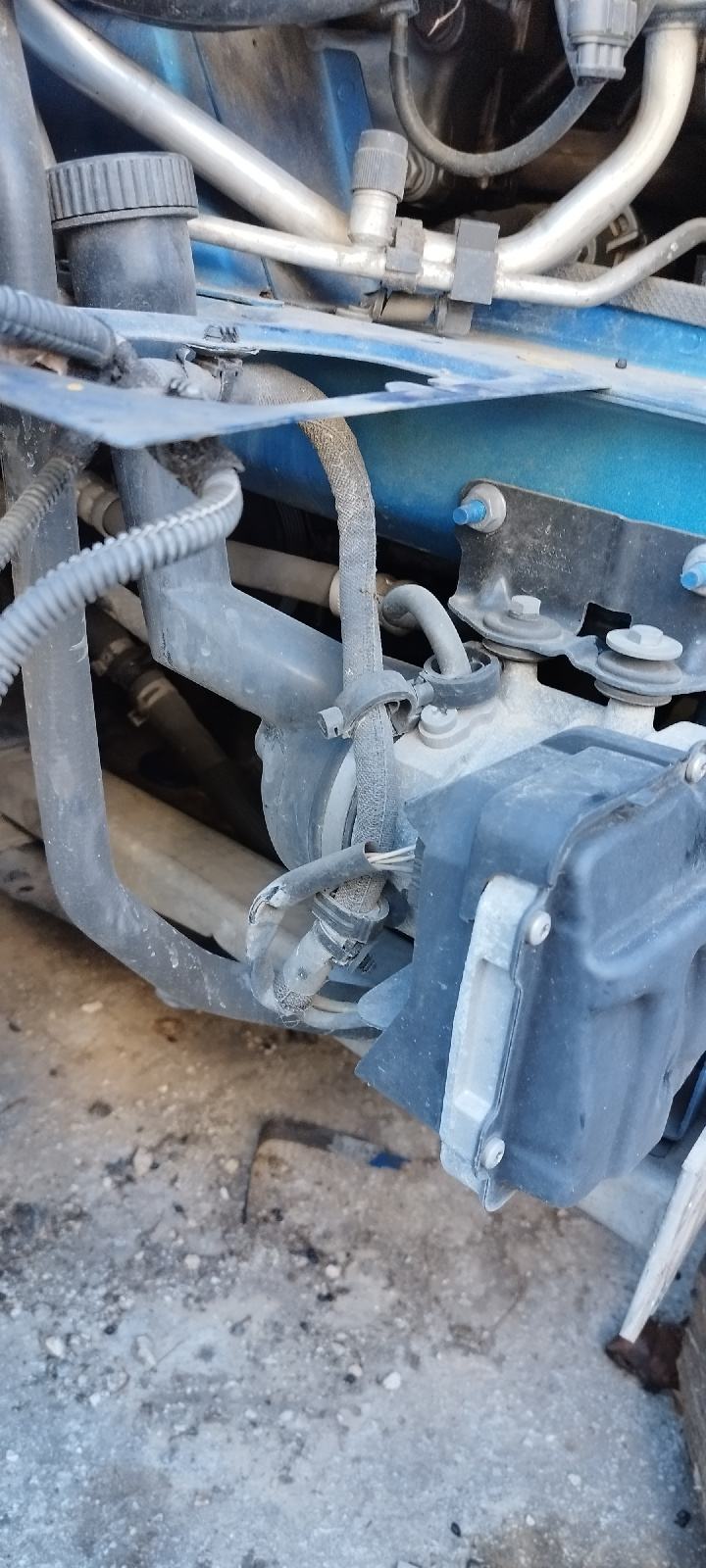 Peugeot 308 servo pumpa volana