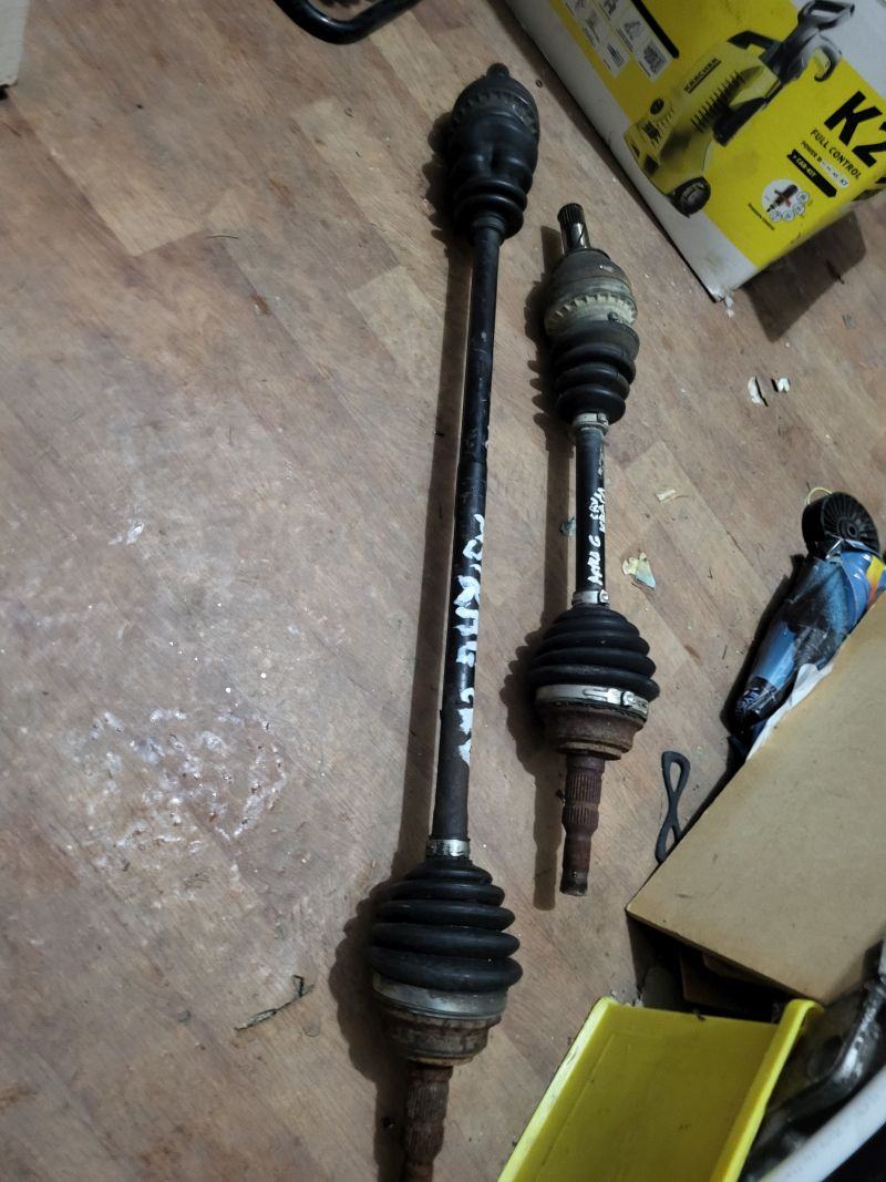 POLUOSOVINA OPEL ASTRA G POLUOSOVINE ZAFIRA OPEL ASTRA POLU OSOVINA