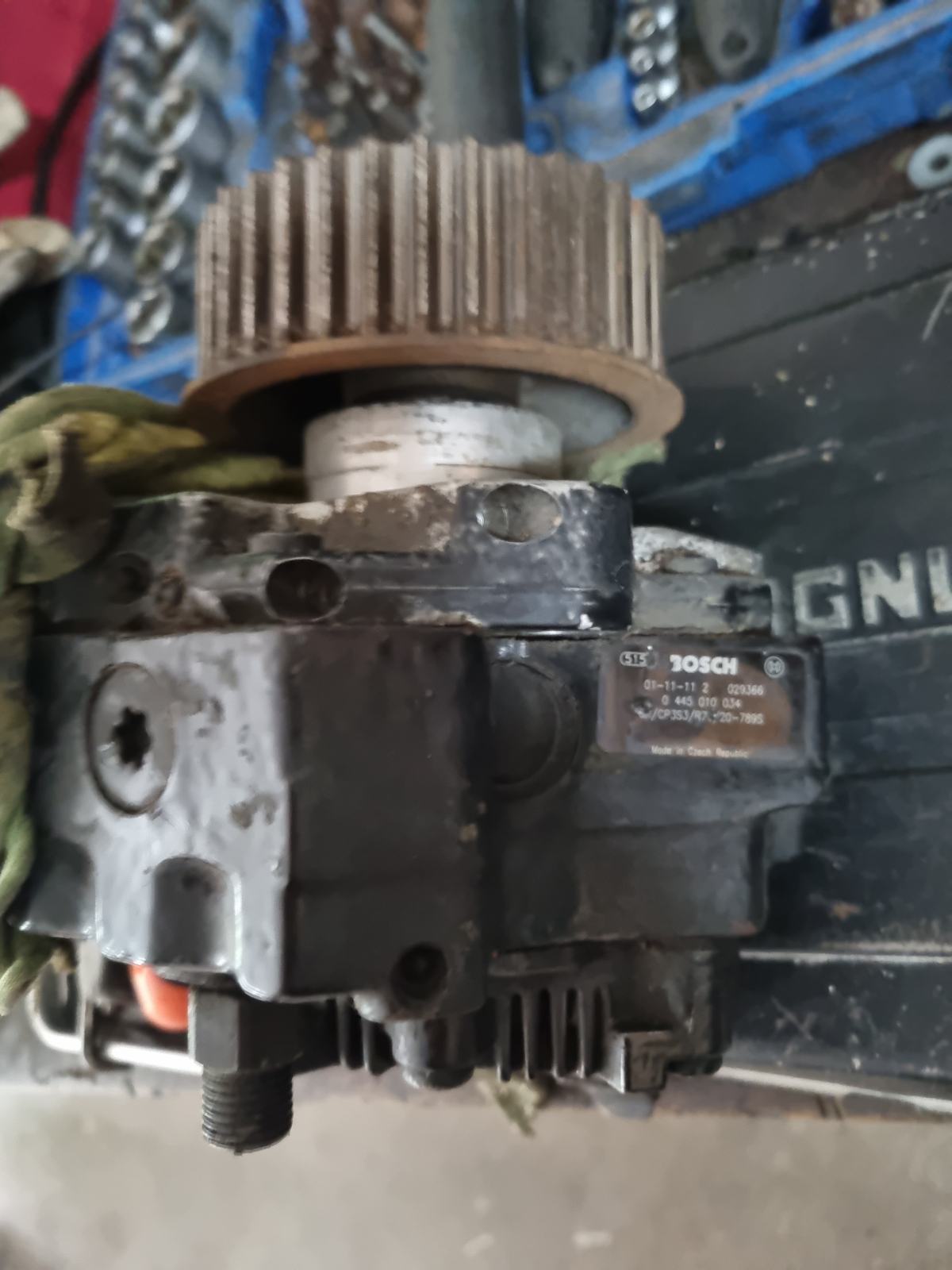 Pumpa Bosch Chrysler-Jeep 2.5crdi 045 010 034