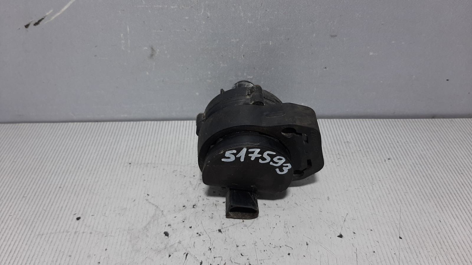 PUMPA VODE MERCEDES B KLASA (W245) > 09-11 A2118350028
